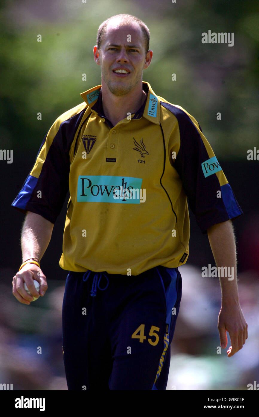 Cricket whitgift top half stock hi-res stock photography and images - Alamy