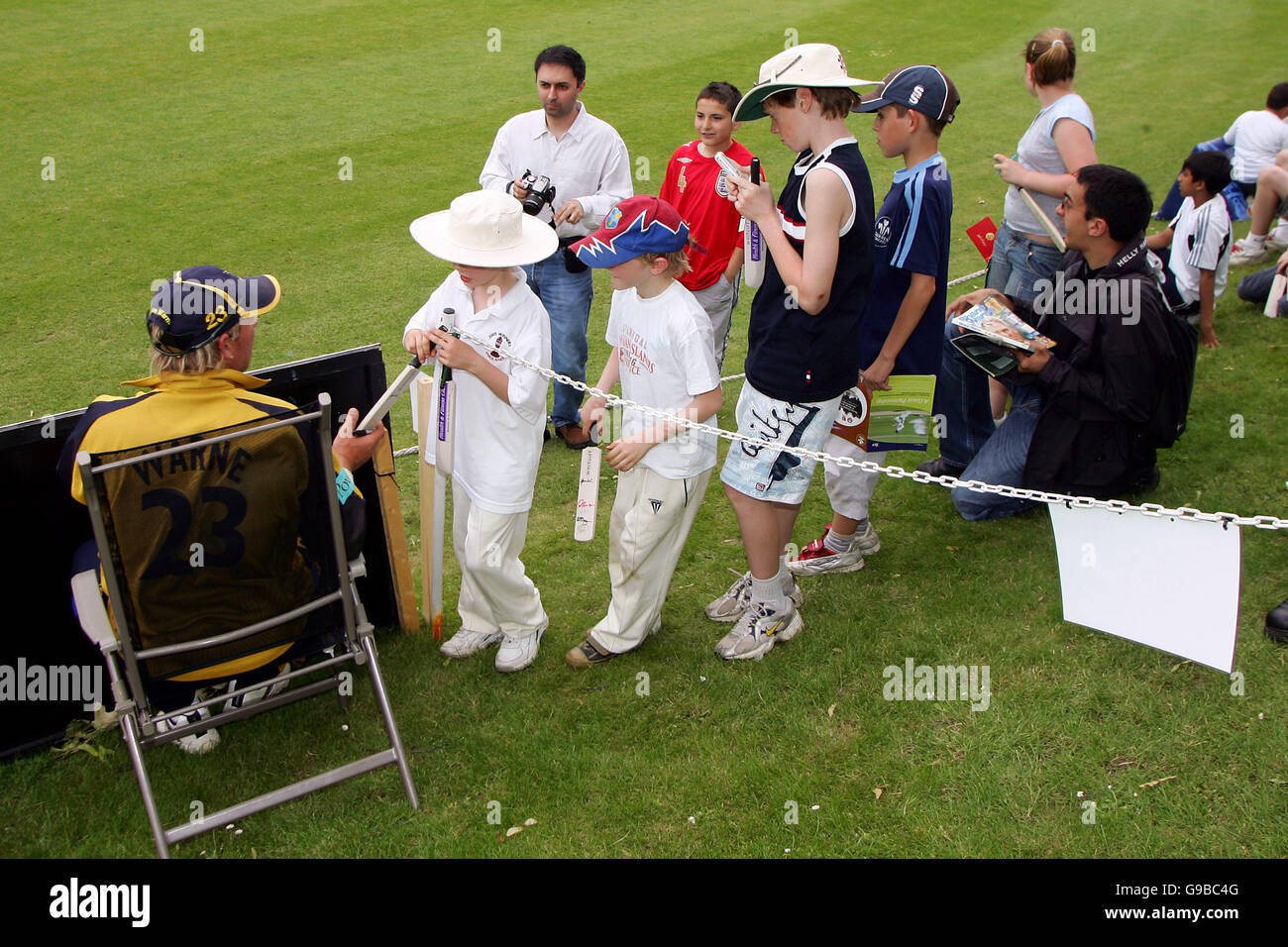 Cricket - Cheltenham and Gloucester Trophy - Surrey v Hampshire ...