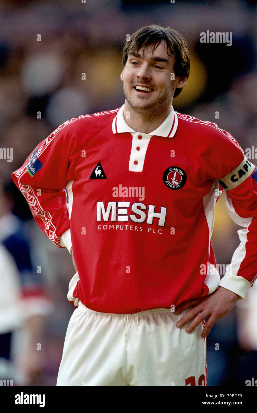 Steve brown charlton hi-res stock photography and images - Alamy