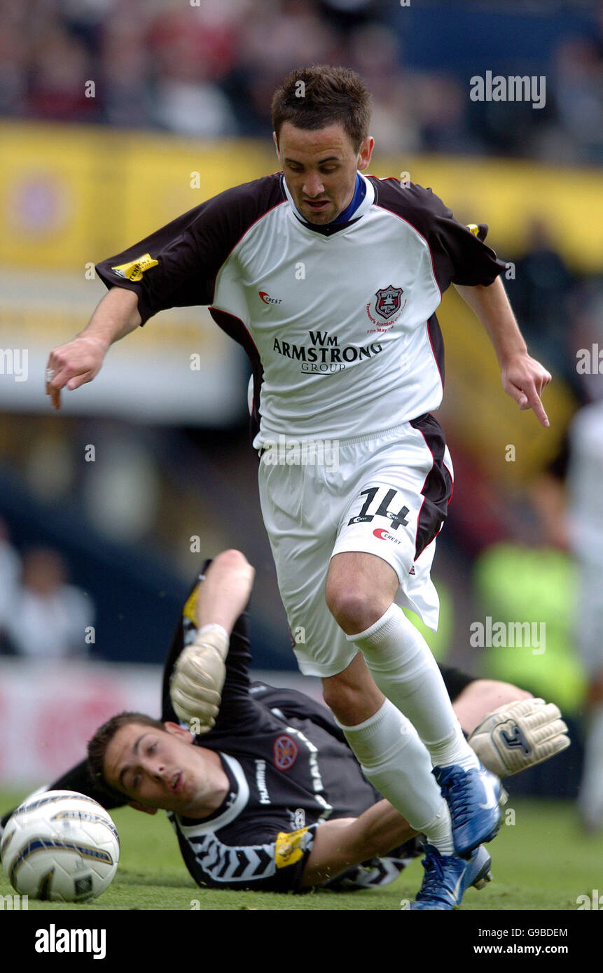 Heart of Midlothian's goalkeeper Craig Gordon watches as Gretna's David ...