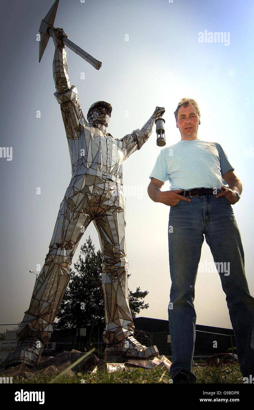 30 feet tall hi-res stock photography and images - Alamy