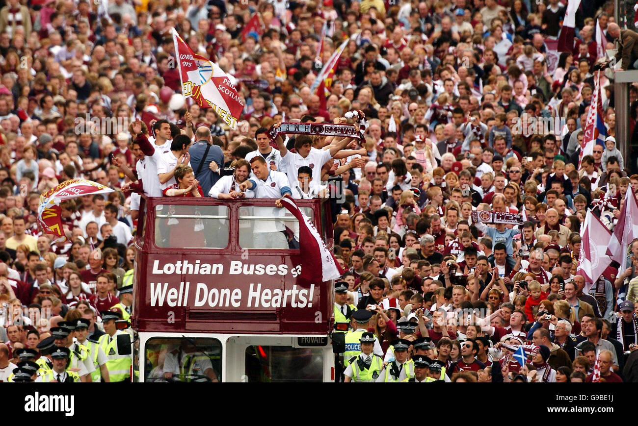 Roman victory parade hi-res stock photography and images - Alamy