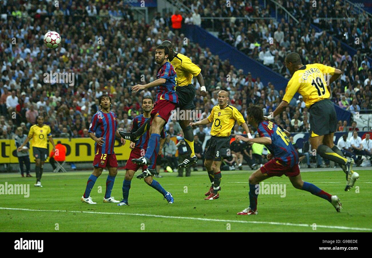 Soccer - UEFA Champions League - Final - Barcelona v Arsenal - Stade de ...