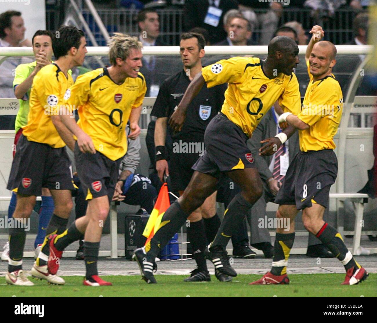 Soccer - UEFA Champions League - Final - Barcelona v Arsenal - Stade de ...