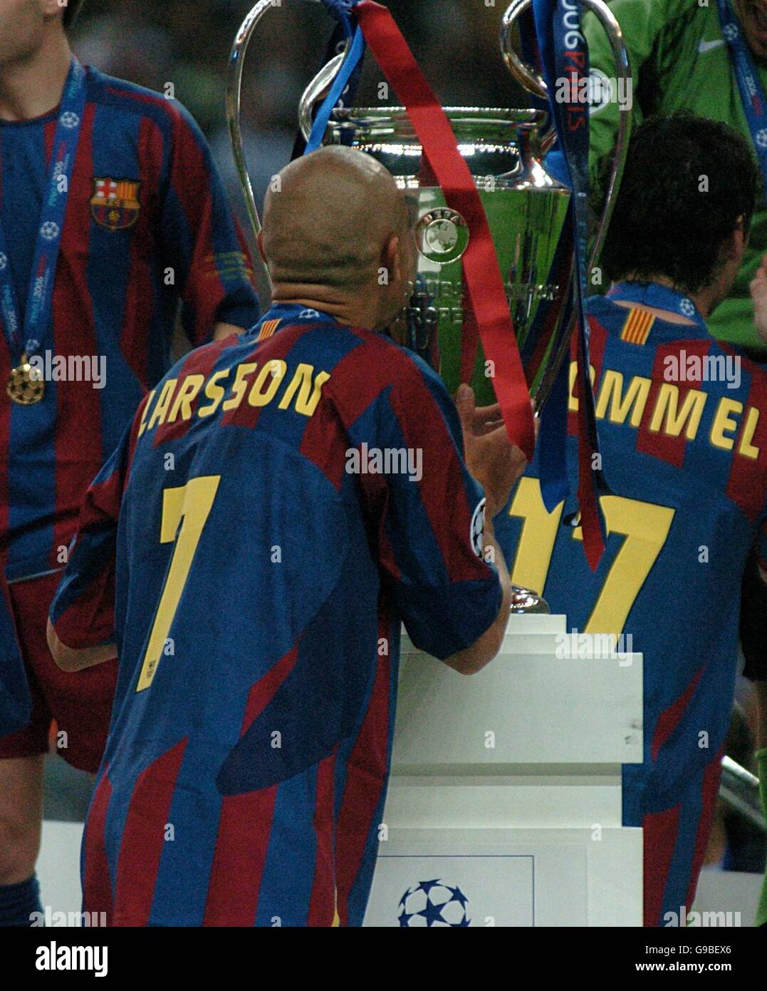 Soccer - UEFA Champions League - Final - Barcelona v Arsenal - Stade de ...