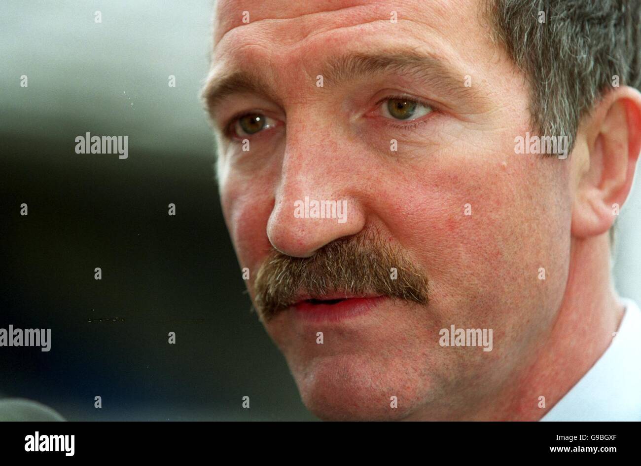 Football manager head head shot graeme souness hi-res stock photography ...