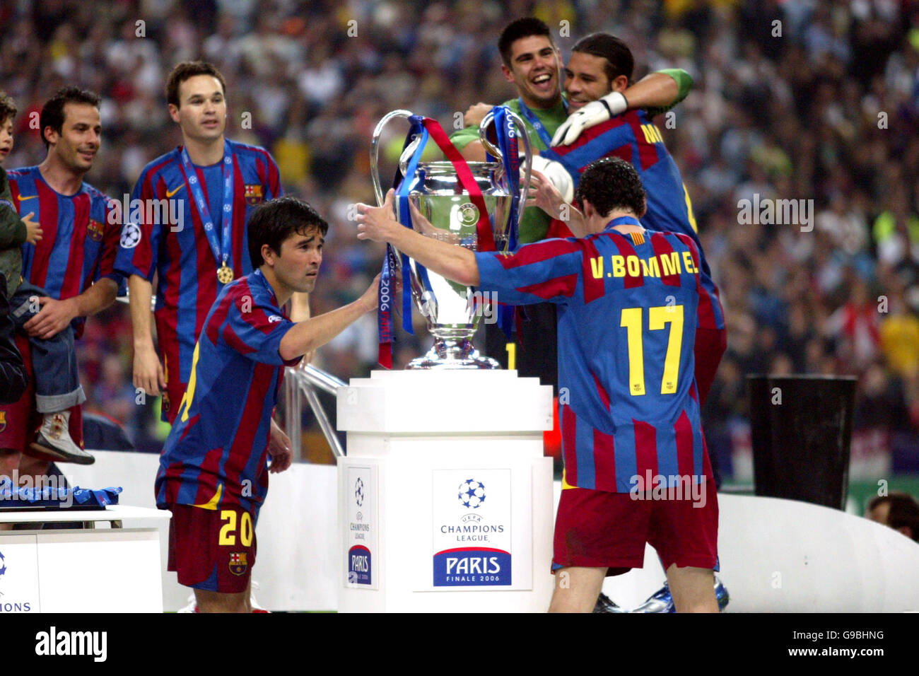 Soccer - UEFA Champions League - Final - Barcelona v Arsenal - Stade de ...