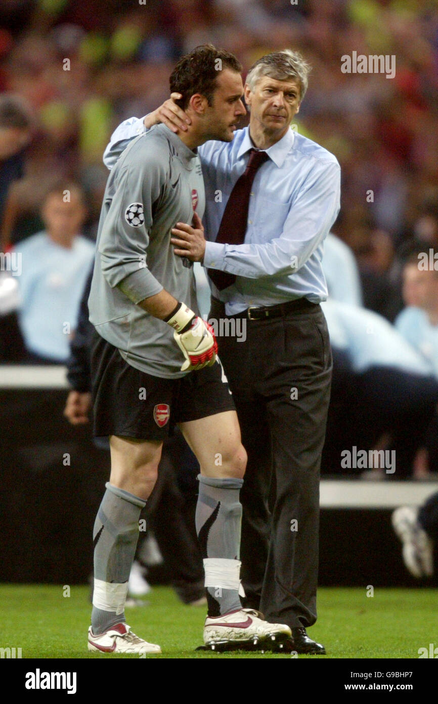 Soccer - UEFA Champions League - Final - Barcelona v Arsenal - Stade de ...