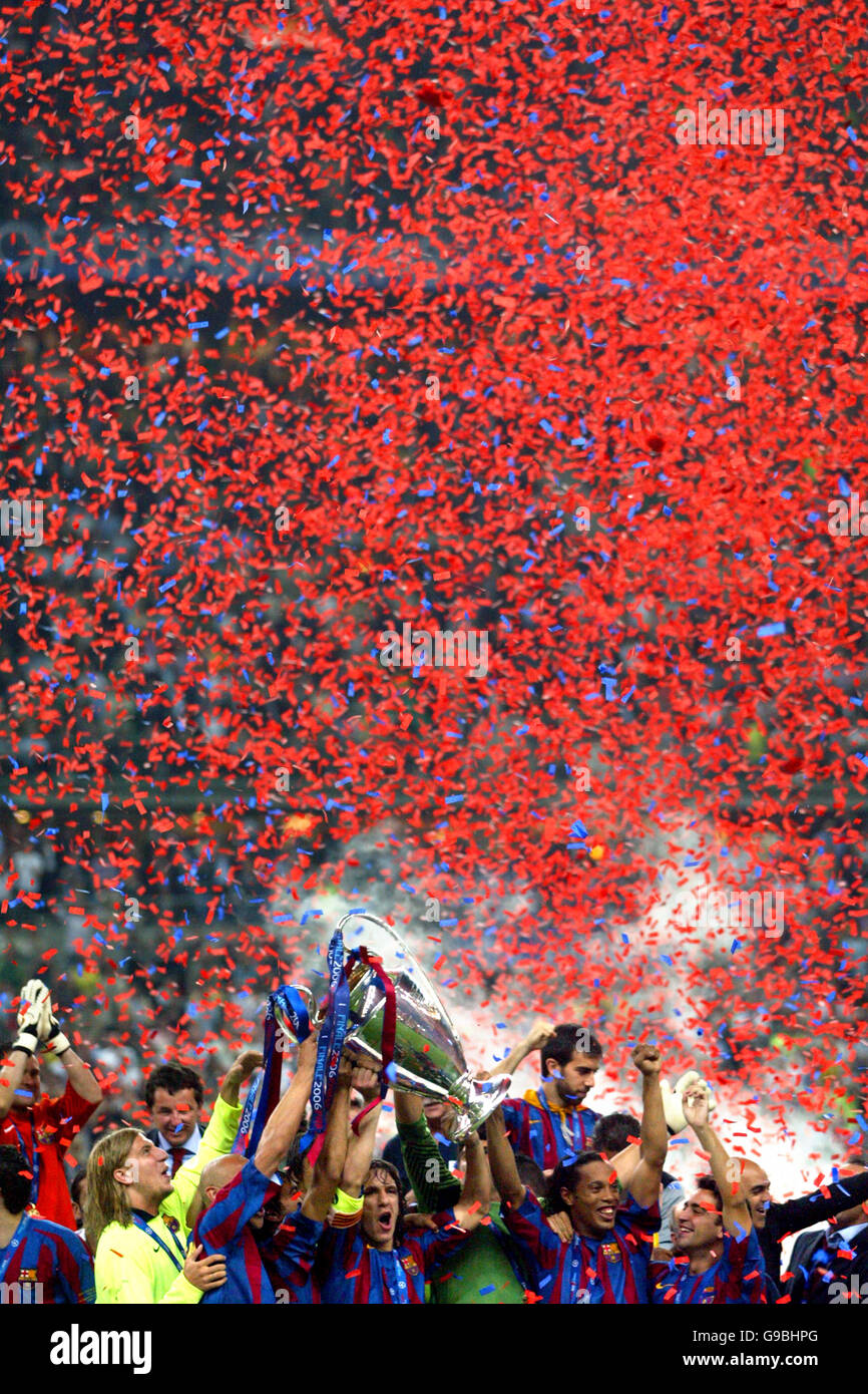 Soccer - UEFA Champions League - Final - Barcelona v Arsenal - Stade de ...