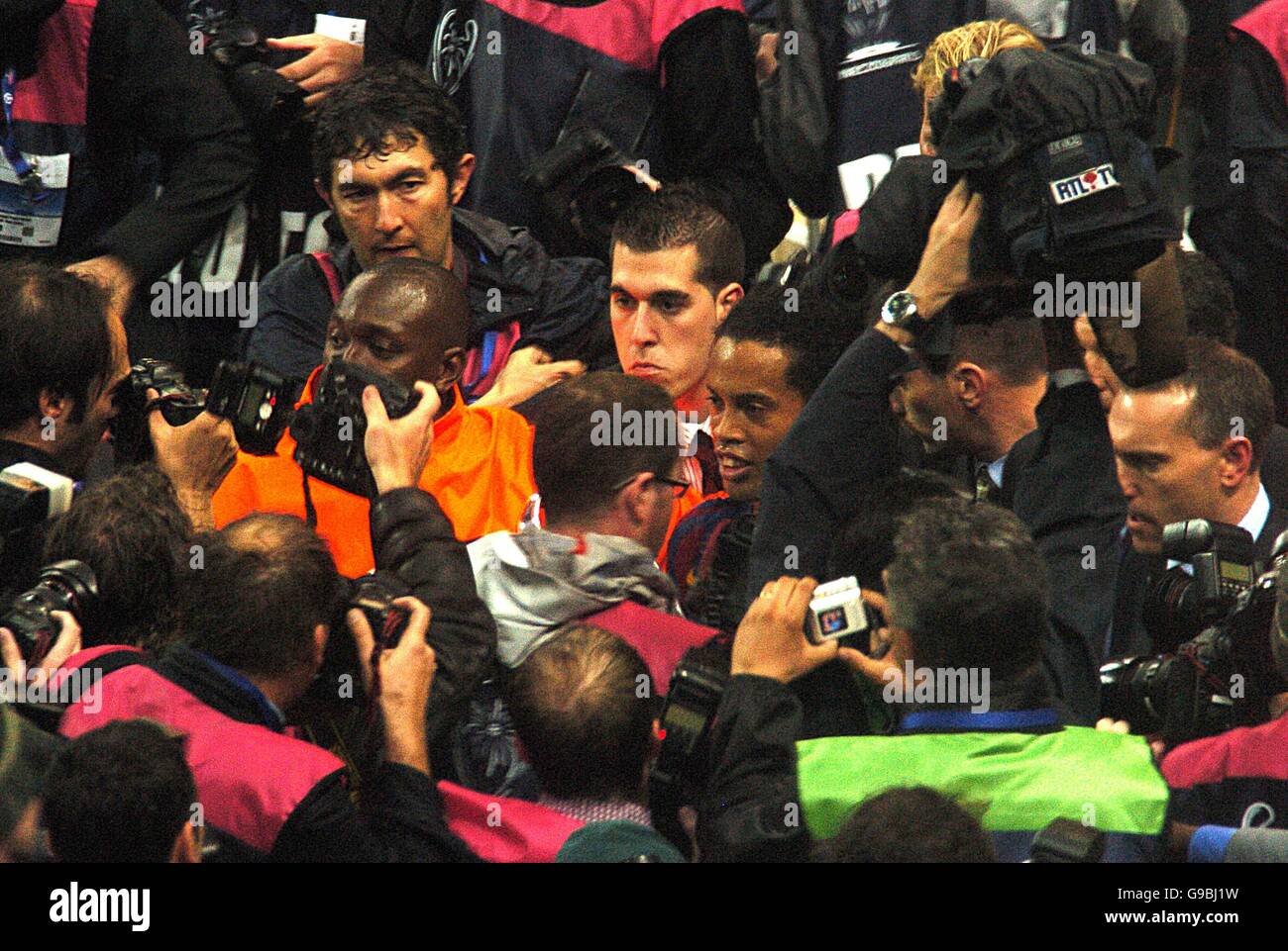 Soccer - UEFA Champions League - Final - Barcelona v Arsenal - Stade de ...