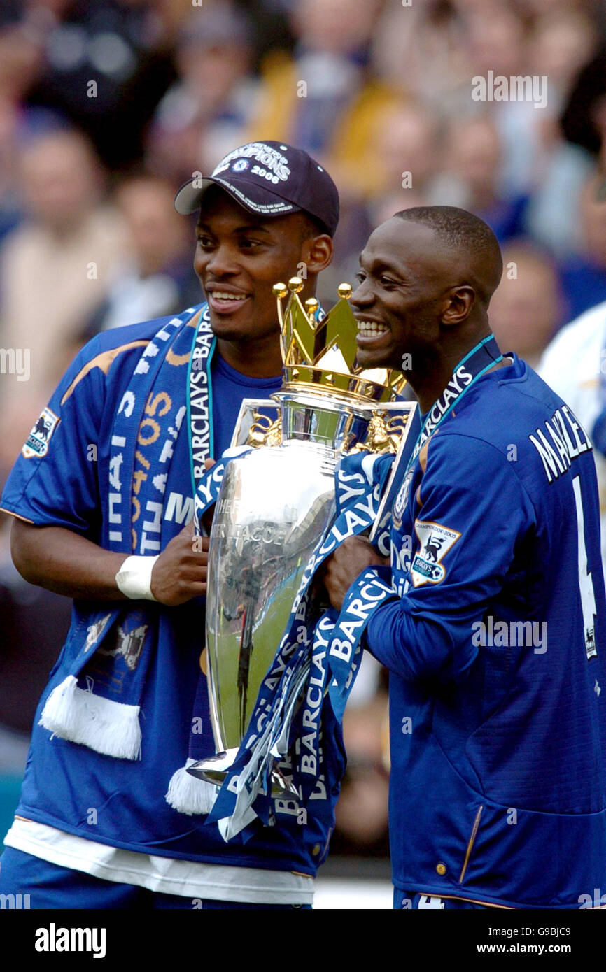Claude makelele chelsea celebrate hi-res stock photography and images ...