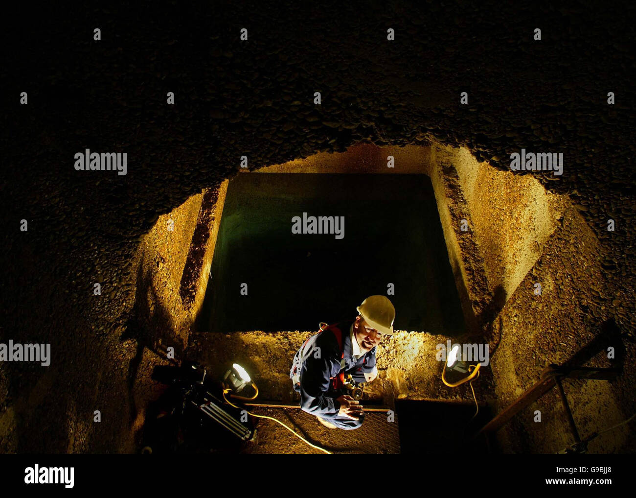 Water borehole chamber hi-res stock photography and images - Alamy