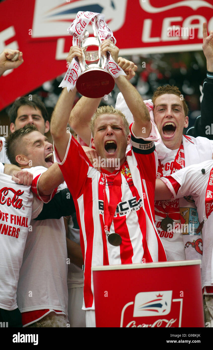 John finnigan hi-res stock photography and images - Alamy