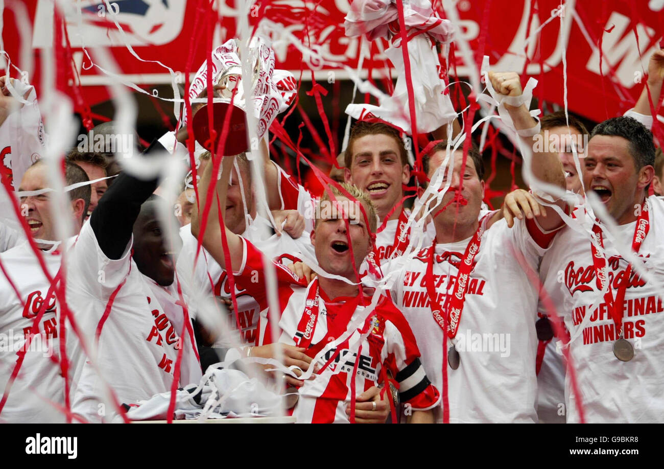 John finnigan hi-res stock photography and images - Alamy