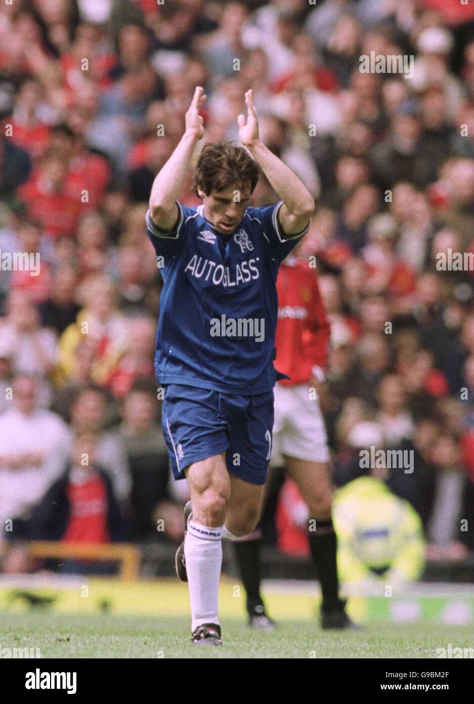 Clapping hands above head hi-res stock photography and images - Alamy