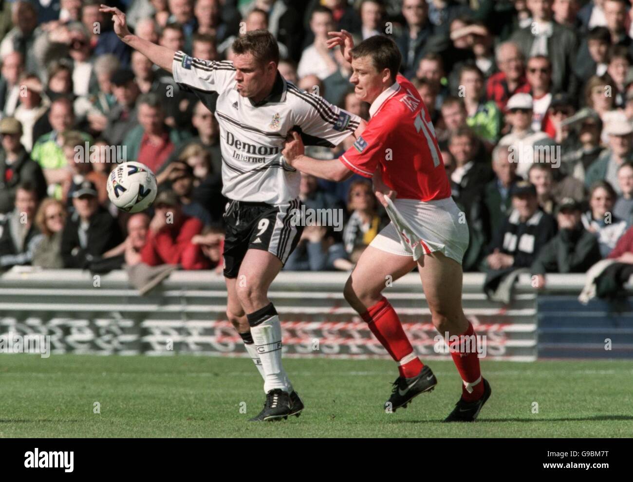 Nottingham forests john terry hi-res stock photography and images - Alamy