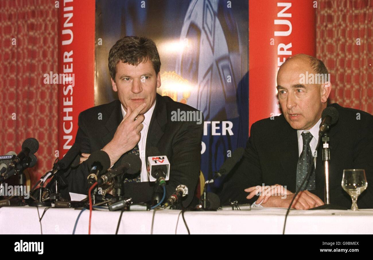 Soccer - Premiership - Manchester United Press Conference Stock Photo ...