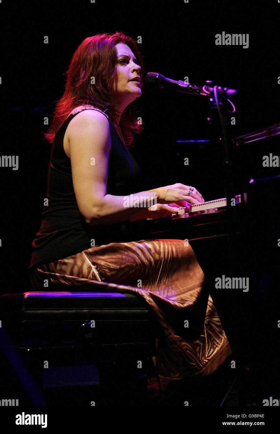 Roseanne cash in concert at the queen elizabeth hall hi-res stock ...