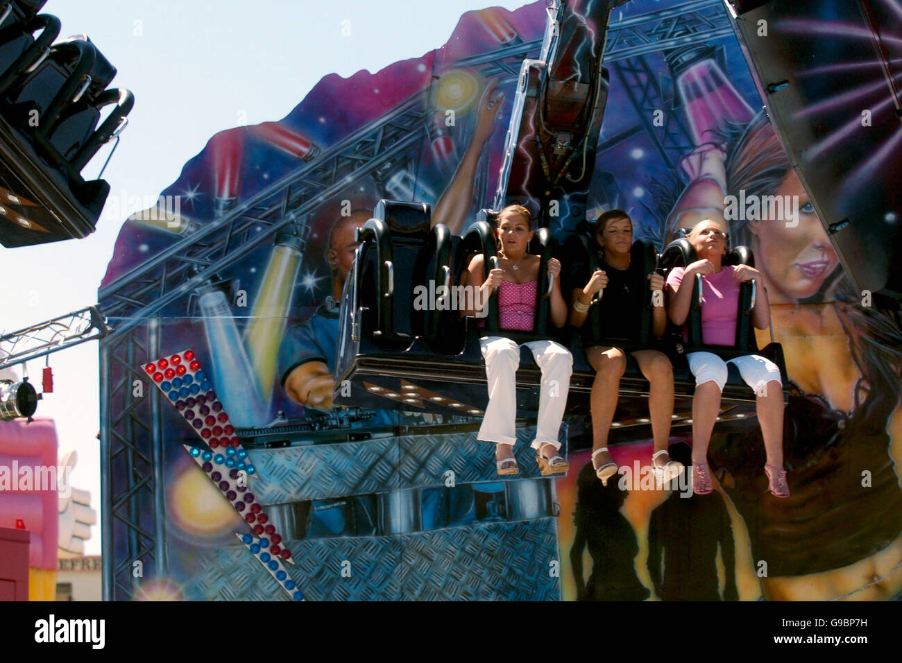 Fairground attractions at epsom downs racecourse hi-res stock ...