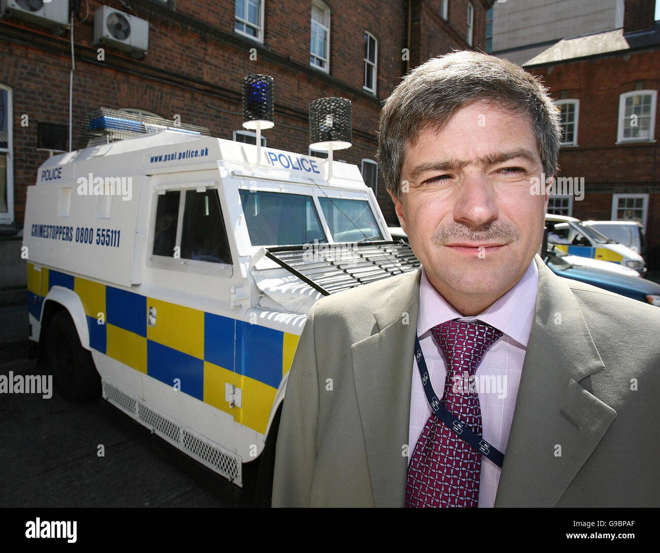 Analytical director of the psni hi-res stock photography and images - Alamy