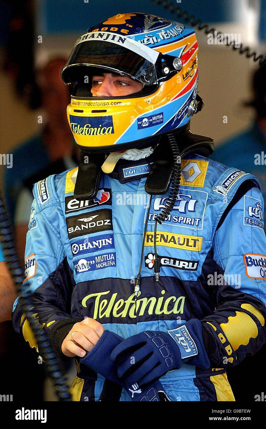 Renaults fernando alonso british grand prix silverstone hi-res stock ...