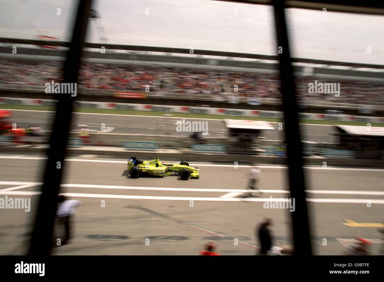 Action blur arty long shot overhead aerial view f1 hi-res stock ...
