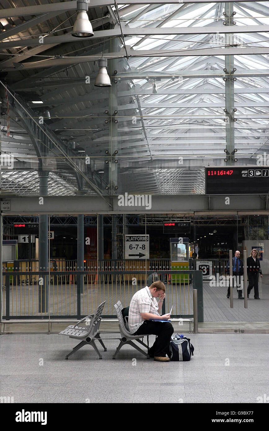 Waiting area waiting area hi-res stock photography and images - Alamy