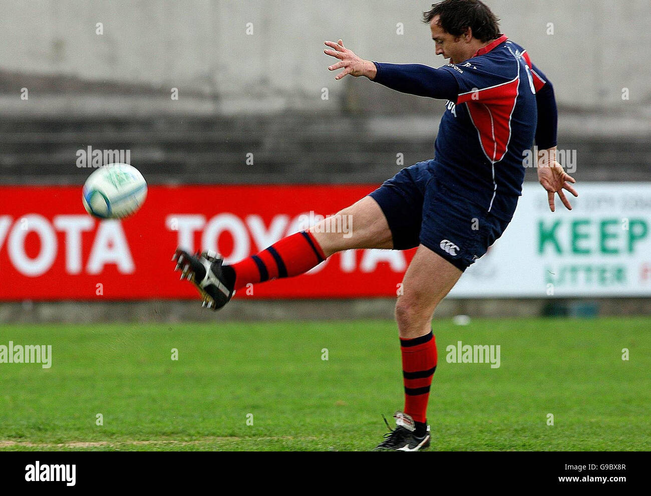 Munsters rob henderson training session musgrave park hi-res stock ...