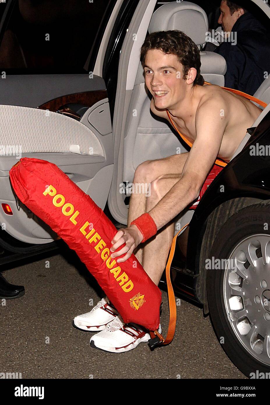 Glyn arrives to enter the big brother 7 house hi-res stock photography ...