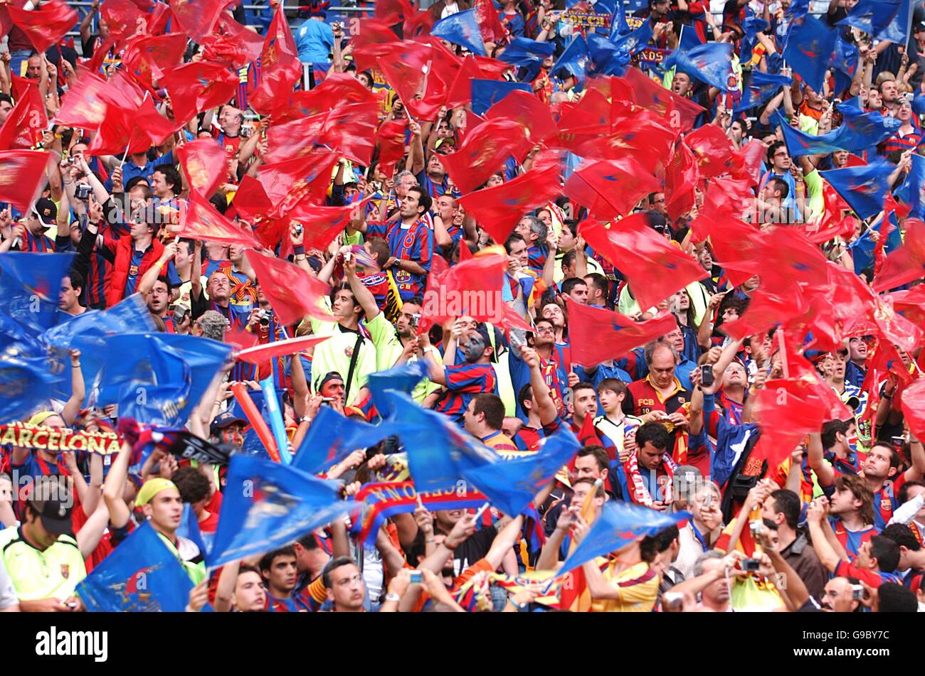 Soccer - UEFA Champions League - Final - Barcelona v Arsenal - Stade de ...