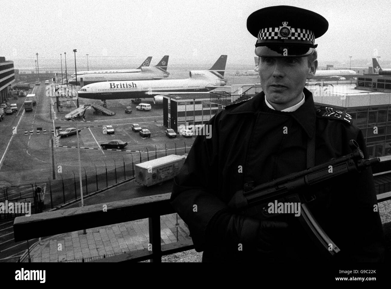 Security at Heathrow Airport Stock Photo - Alamy