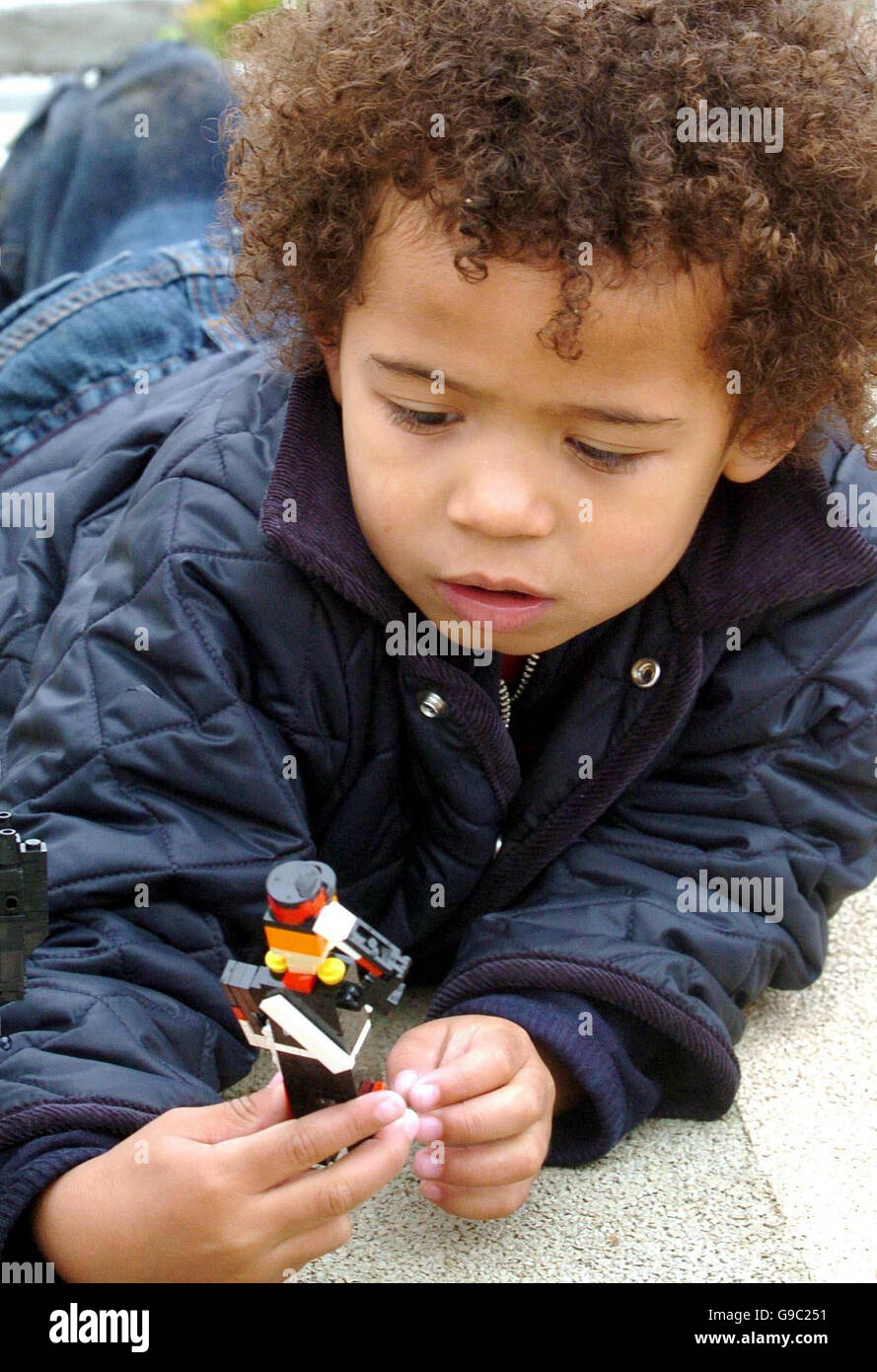 Three Year Old Sam Simpson High Resolution Stock Photography and Images ...