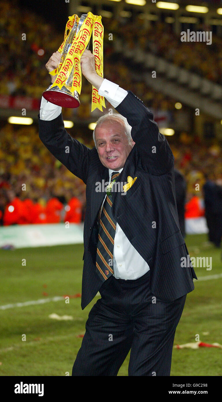 Graham simpson hi-res stock photography and images - Alamy