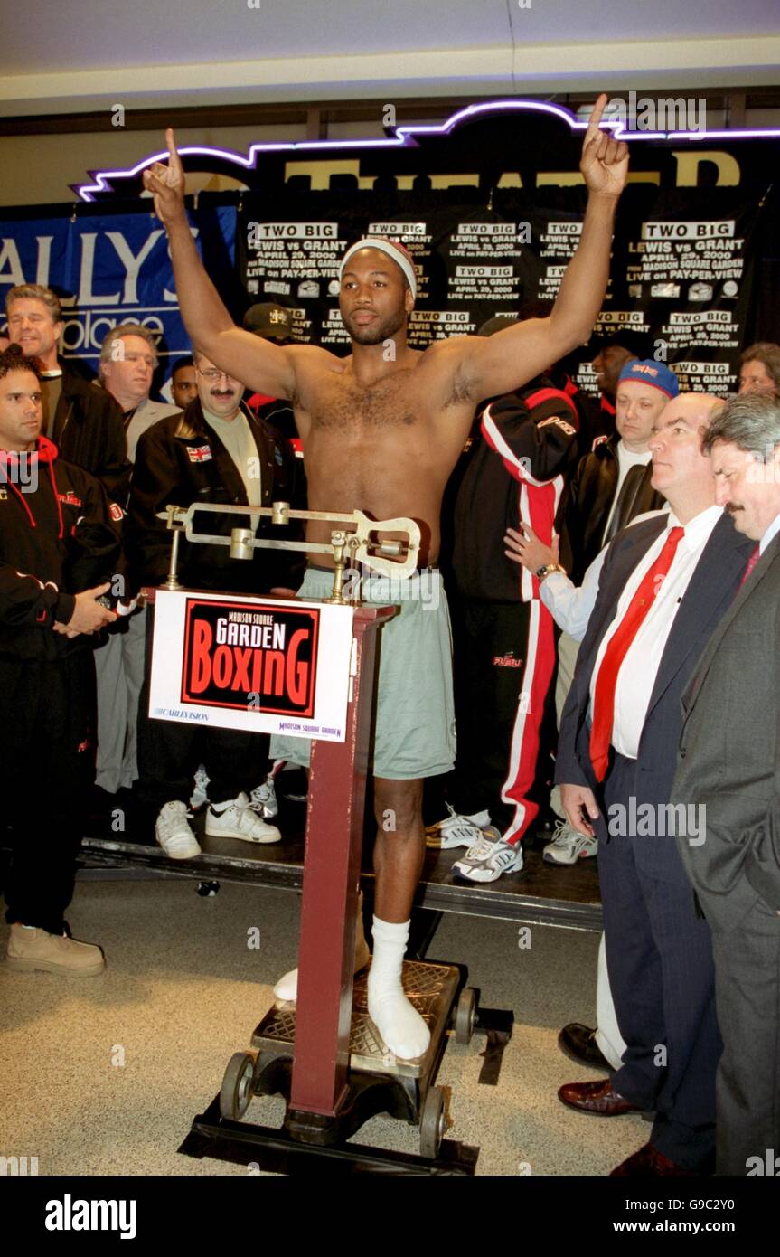 Boxing - WBC Heavyweight Championship - Lennox Lewis v Michael Grant ...