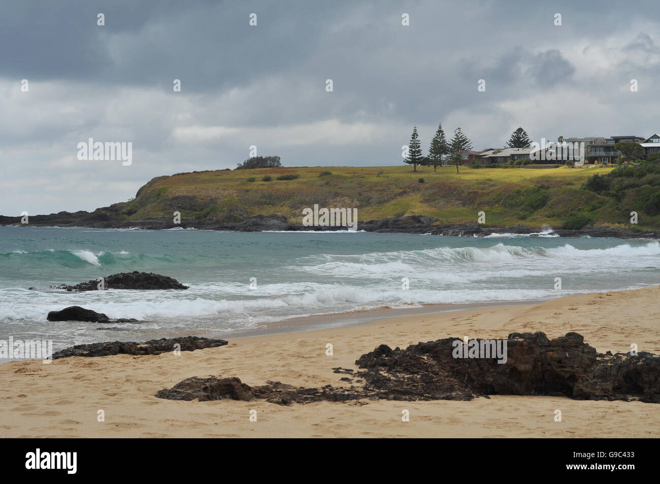 Kiama surf beach hi-res stock photography and images - Alamy