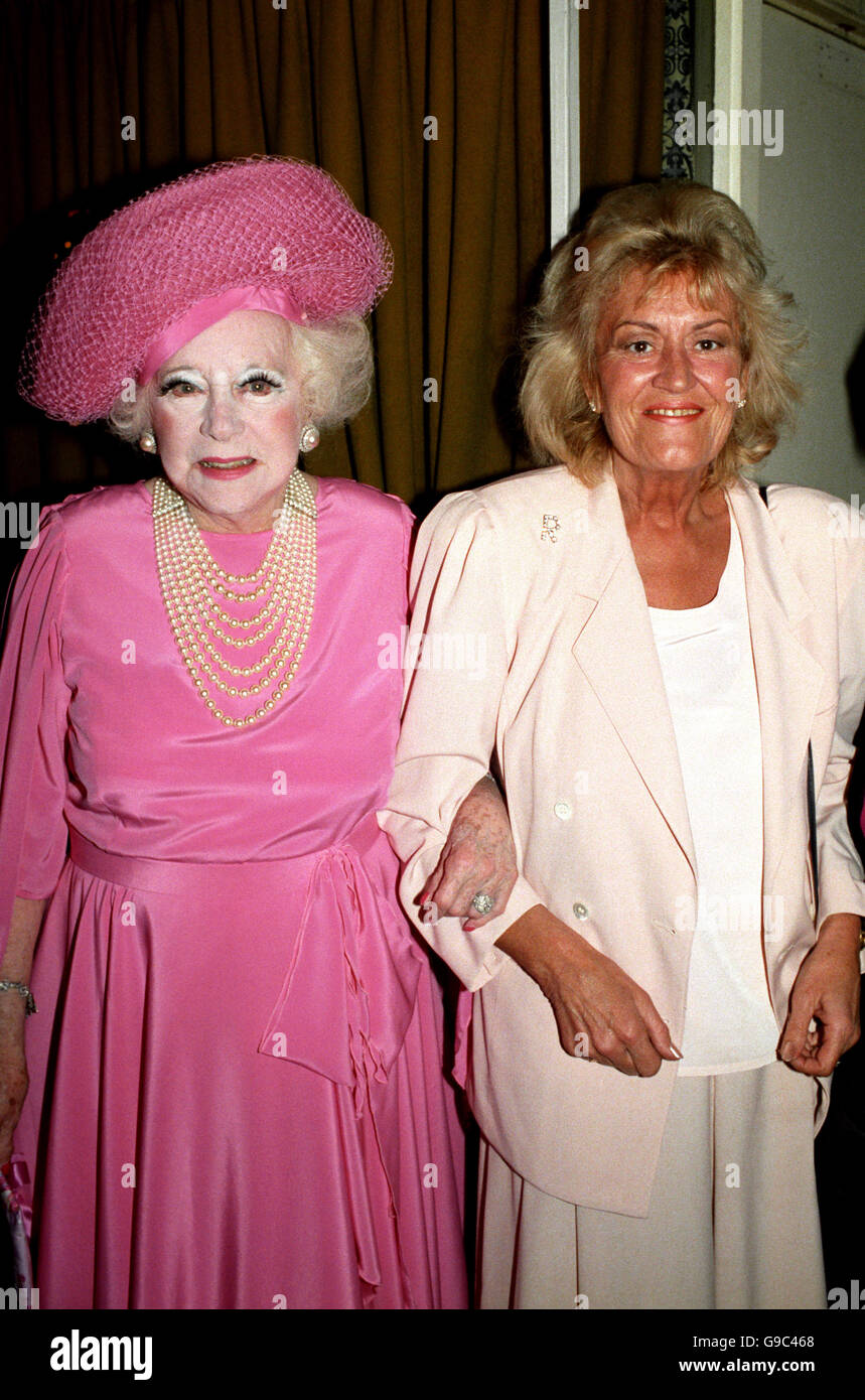 Barbara cartland hi-res stock photography and images - Alamy