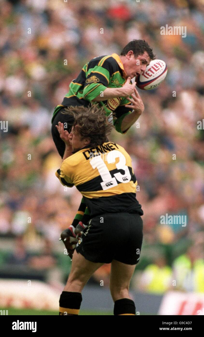 Rugby Union - Tetley's Bitter Cup - Final - Wasps v Northampton. Wasps ...