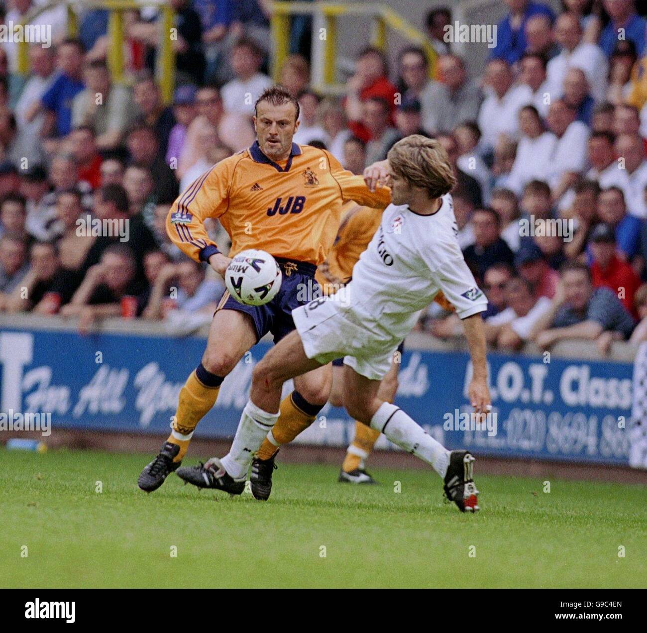 Millwalls matthew lawrence hi-res stock photography and images - Alamy