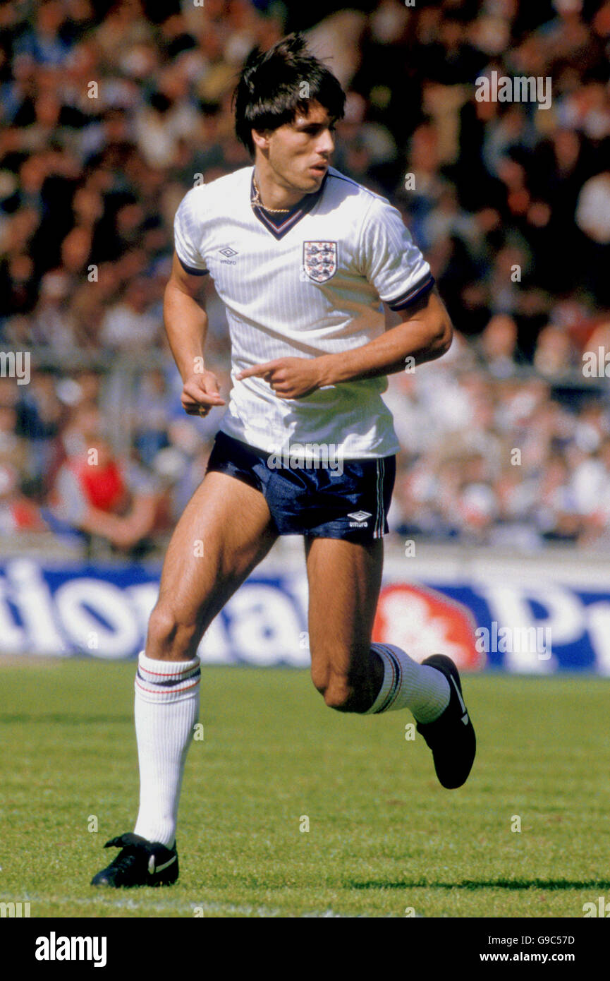Mark hateley england hi-res stock photography and images - Alamy