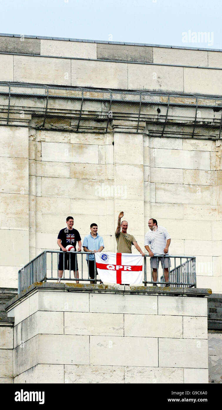 Adolf hitler podium hi-res stock photography and images - Alamy