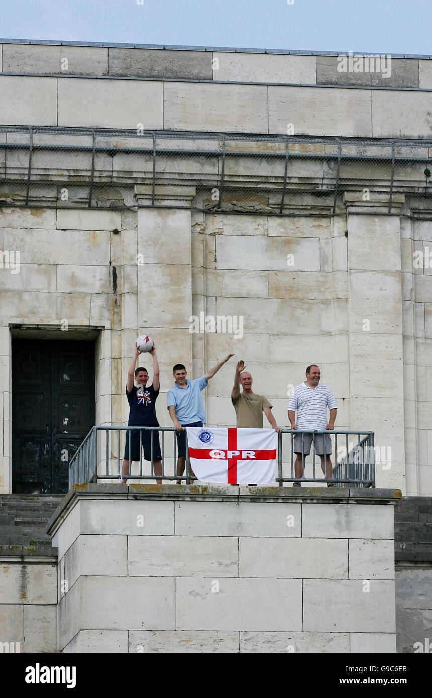 Adolf hitler podium hi-res stock photography and images - Alamy