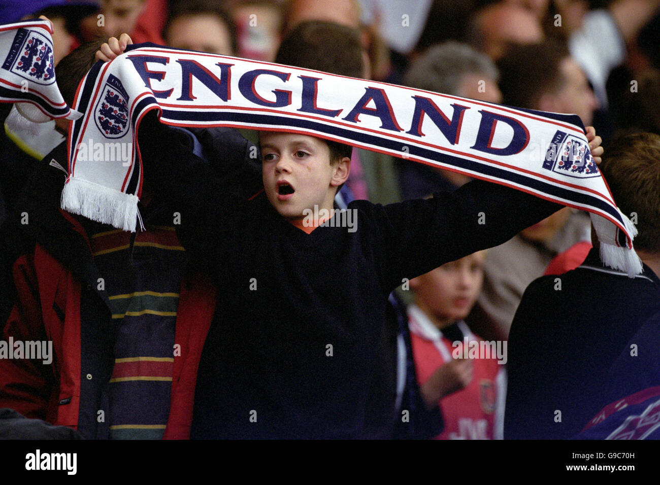 An england fan cheers on her team hi-res stock photography and images ...