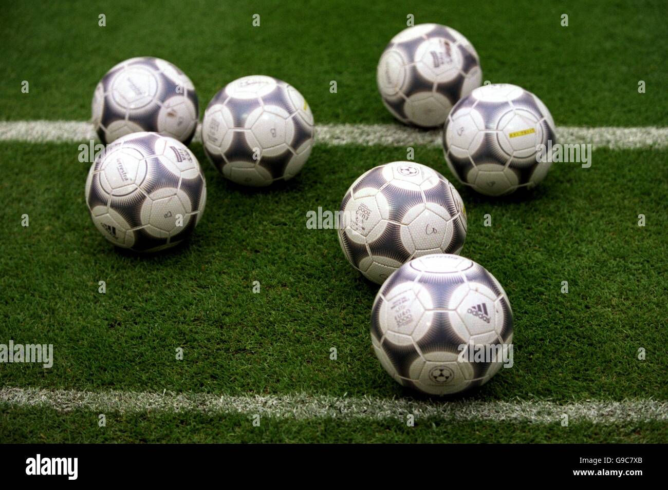 The official euro 2000 match balls hi-res stock photography and images ...