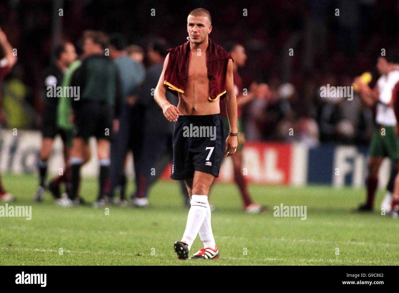 England portugal 2000 beckham hi-res stock photography and images - Alamy