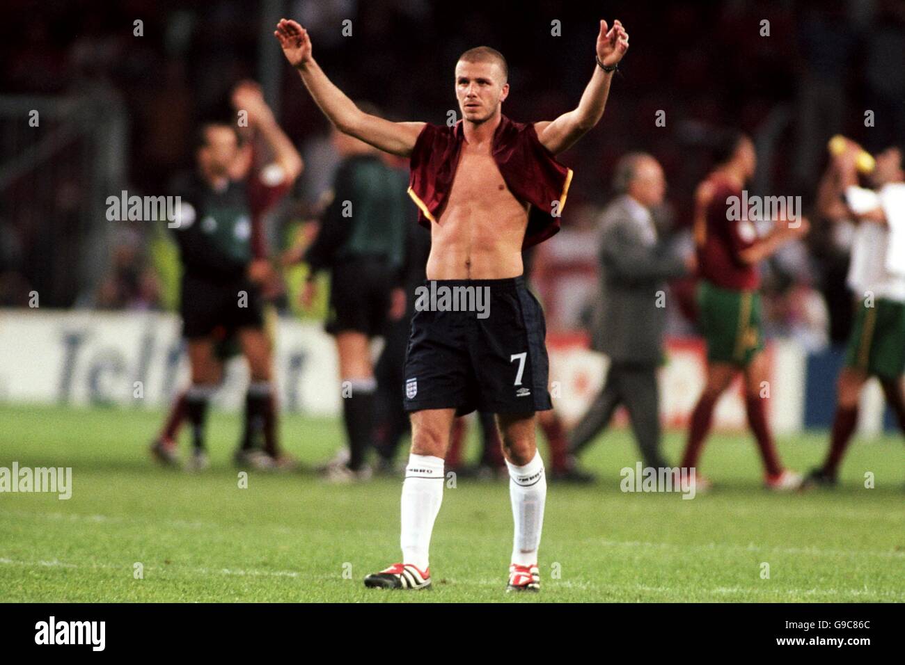 Soccer - Euro 2000 - Group A - Portugal v England Stock Photo - Alamy