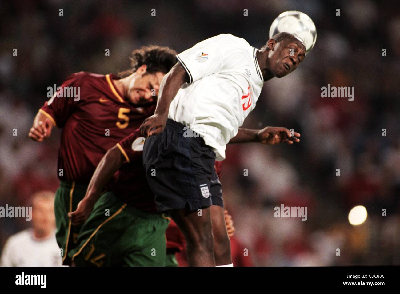 Soccer - Euro 2000 - Group A - Portugal v England Stock Photo - Alamy
