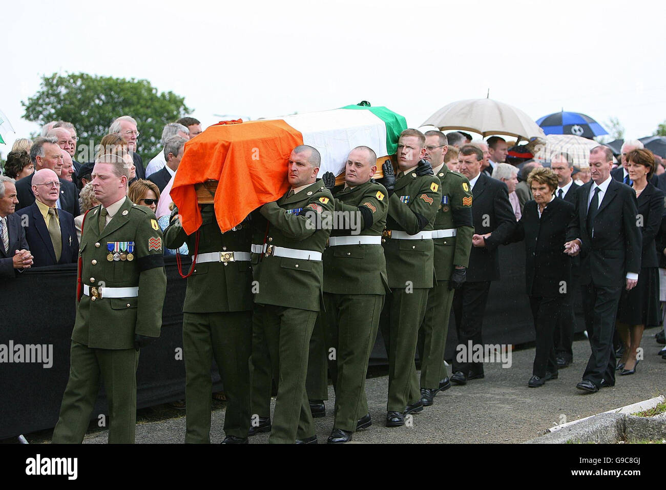 The coffin of the late Taoiseach Charles Haughey arriving at the ...