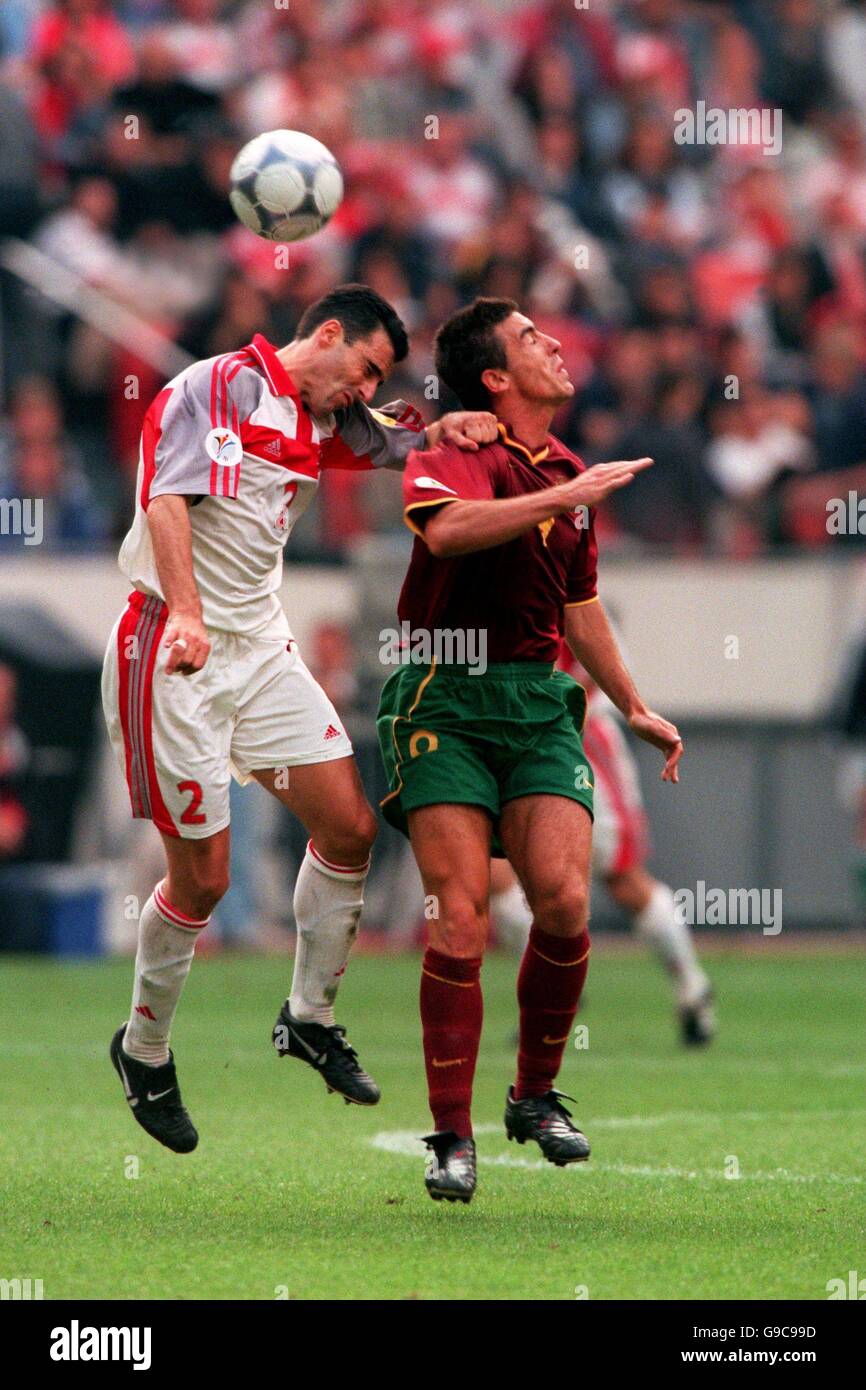 Soccer - Euro 2000 - Quarter Final - Turkey v Portugal Stock Photo - Alamy
