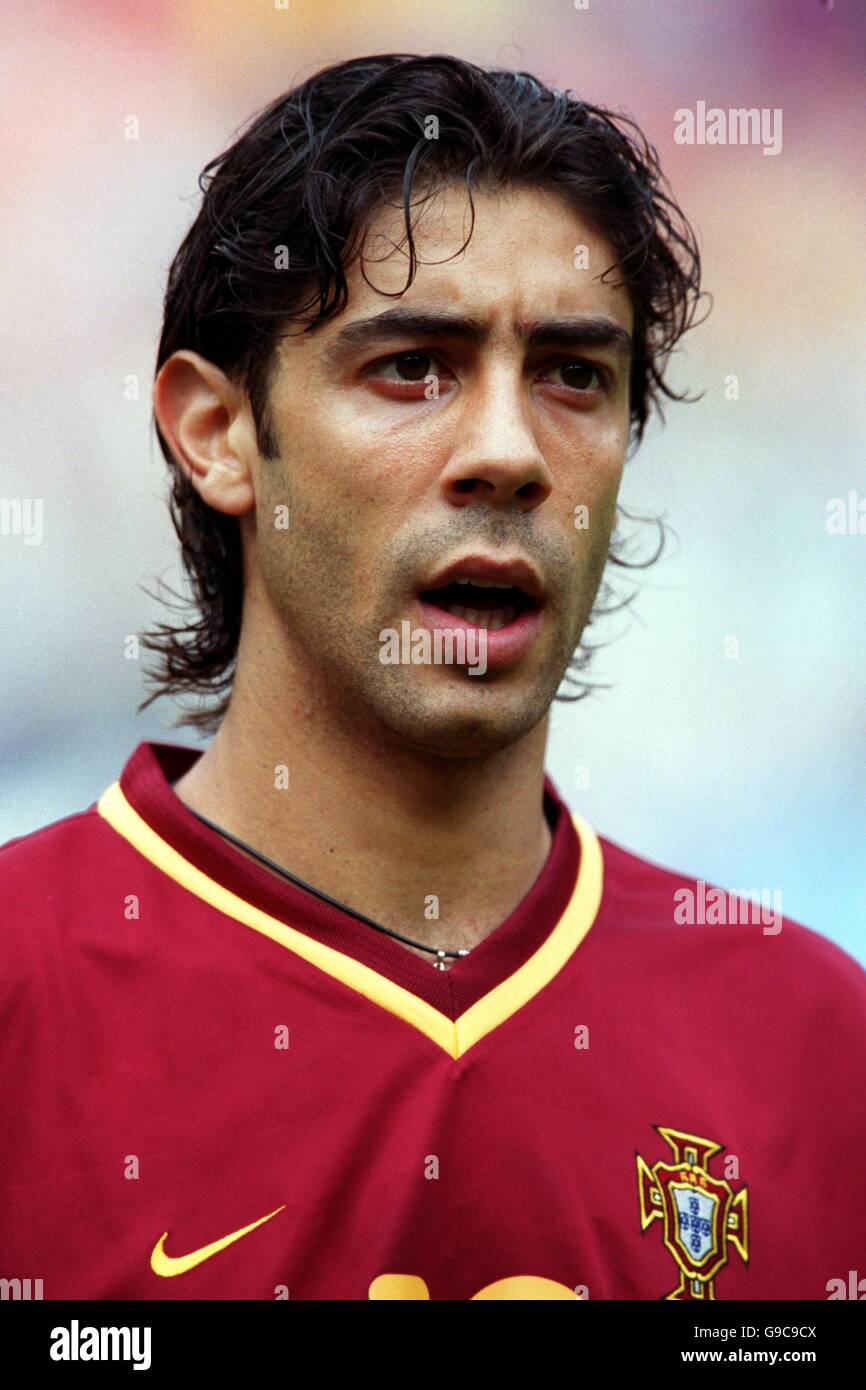 Soccer - Euro 2000 - Quarter Final - Turkey v Portugal Stock Photo - Alamy