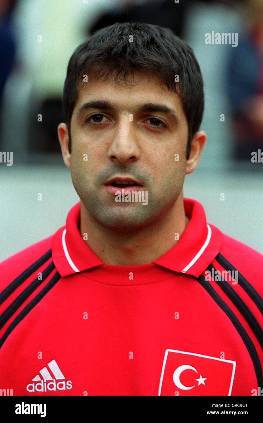 Soccer - Euro 2000 - Quarter Final - Turkey v Portugal Stock Photo - Alamy